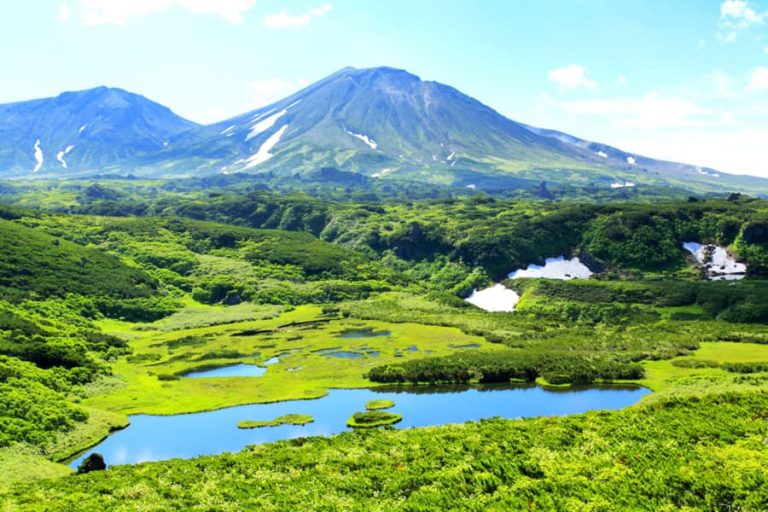Mount Asahi: Ngắm Nhìn Ngọn Núi Cao Nhất Hokkaido Từ Cáp Treo